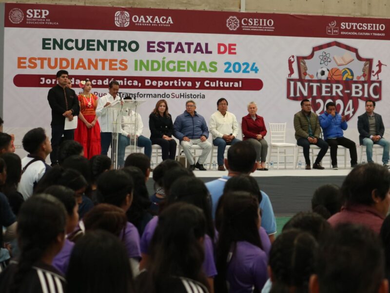 Oaxaca, tierra de 52 lenguas indígenas, y de discriminación - Sucedió ...